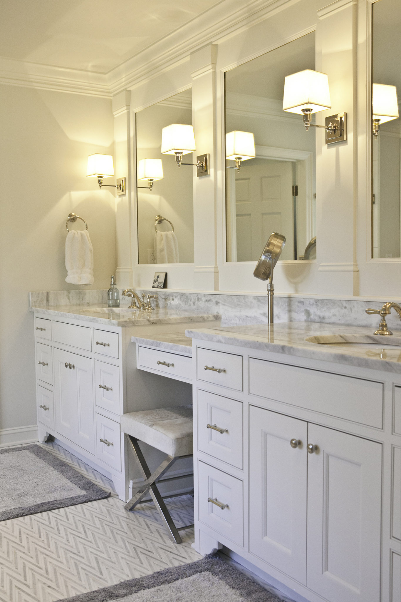 Kensington in Painted Maple Divinity by Cabinets by Design | Mouser ...